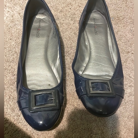 Bandolino | Shoes | Vintage Dark Blue Bandolino Flats With Buckles ...